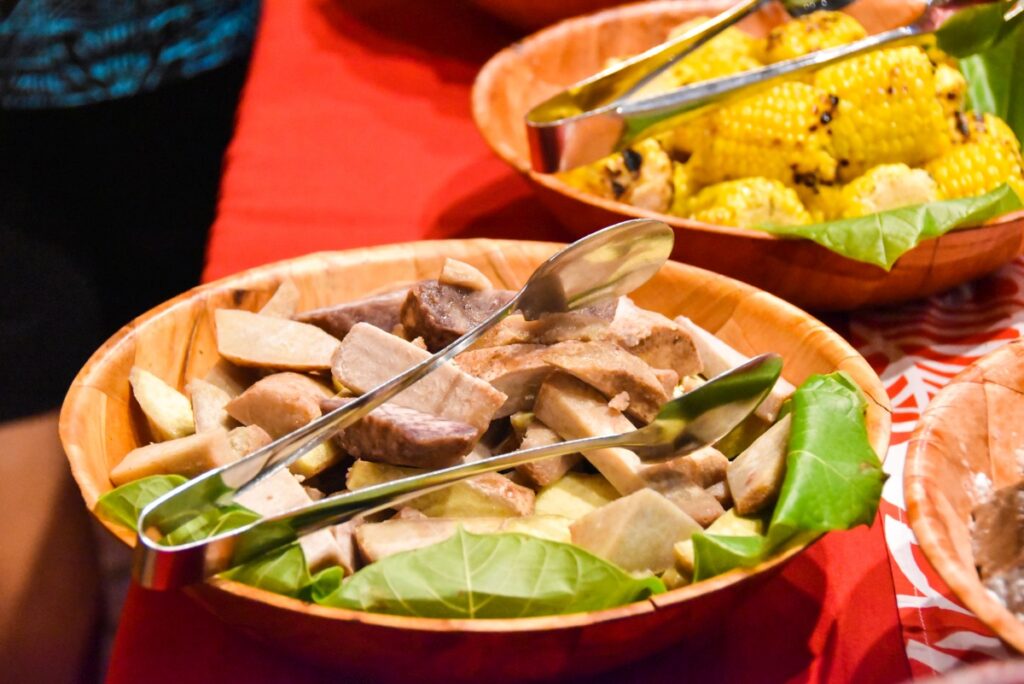 A Guide to Cook Islands Cuisine: Must-Try Foods | Make A Difference Tour